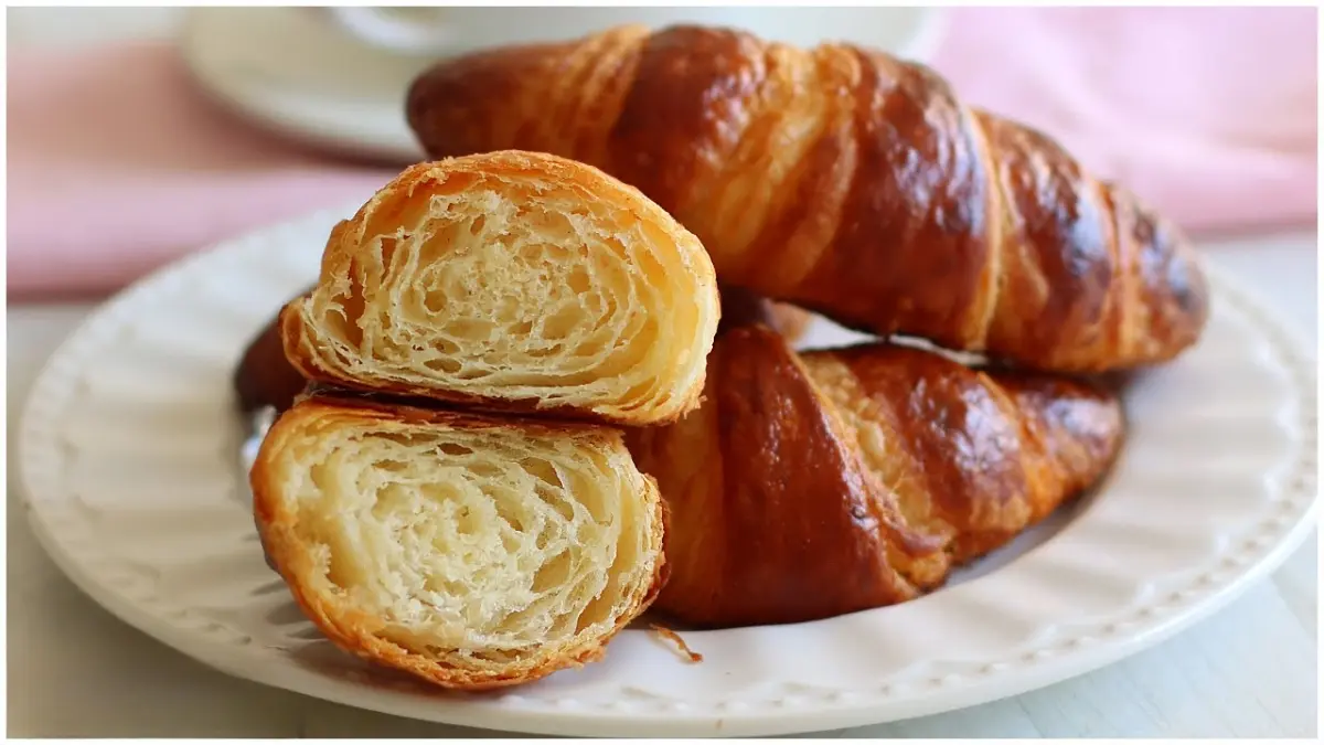 Gipfeli Recipe - CopyCat Recipes